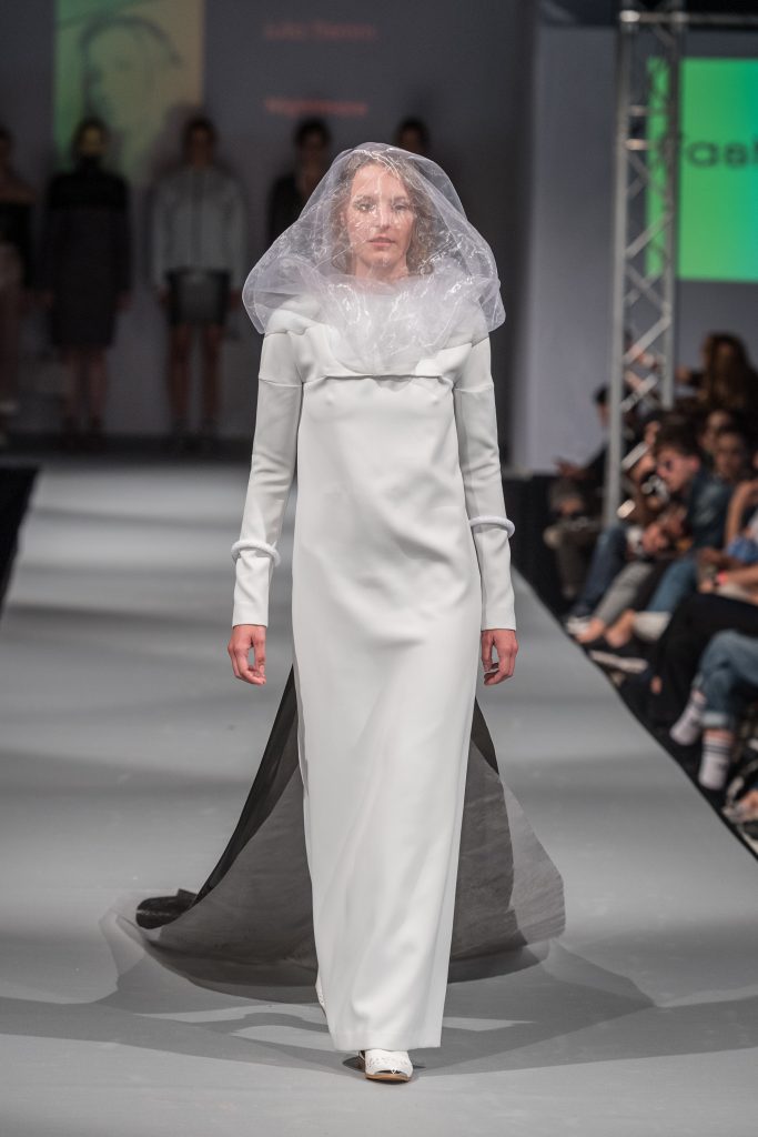 Graduate Show und Designer Runway zur Berlin Fashion Week - Bergedorf ...